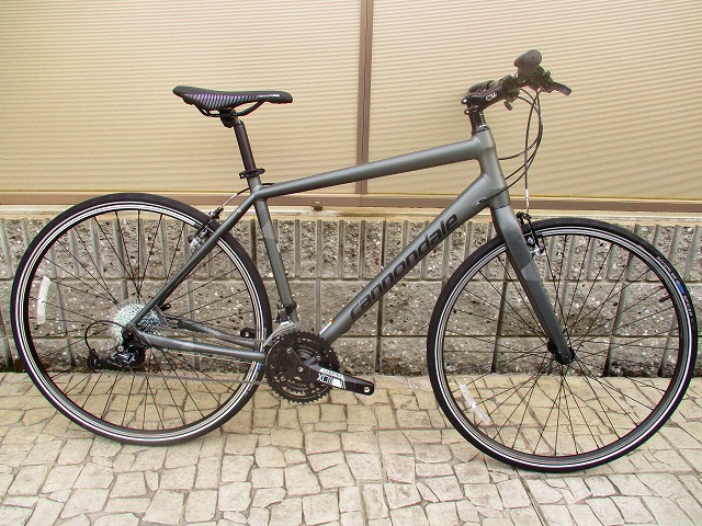 2017モデル Cannondale QUICK 4/2017モデル キャノンデール クイック 4 【GRY】マットグレイカラー 各サイズ 入荷中！ ご予約受付中！ サイクルスポーツ用品 増谷自転車