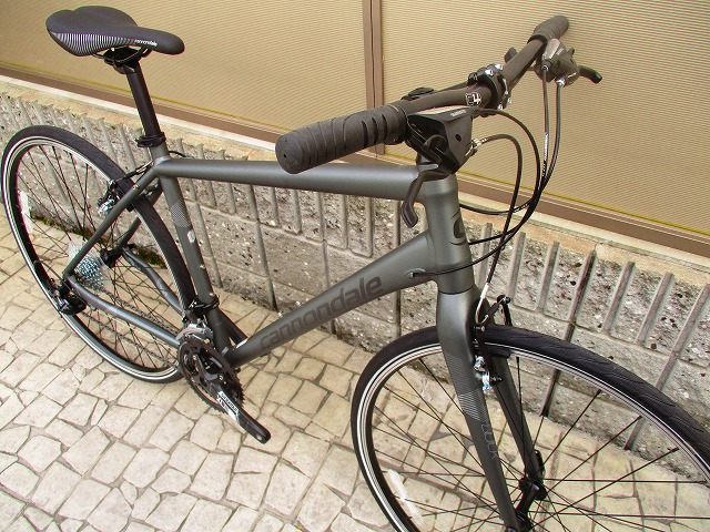 2017モデル Cannondale QUICK 4/2017モデル キャノンデール クイック 4 【GRY】マットグレイカラー 各サイズ 入荷中！ ご予約受付中！ サイクルスポーツ用品 増谷自転車