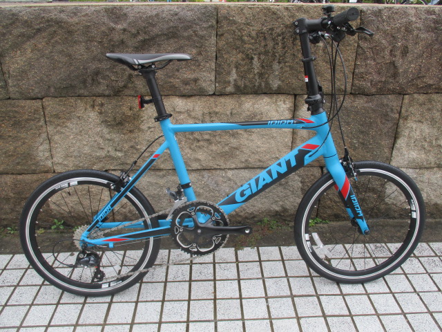2018 GIANT IDIOM 1 /2018モデル ジャイアント イディオム1 【マットブルー】 入荷中！特価で販売中！ サイクルスポーツ用品 増谷自転車
